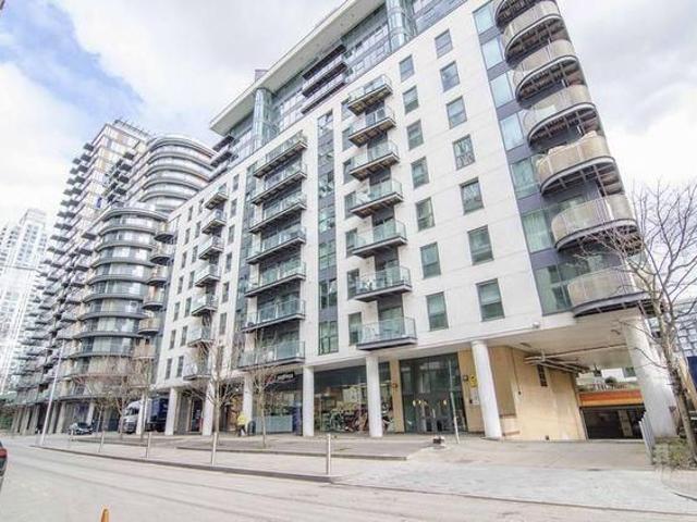 41 Millharbour, South Quay, Canary Wharf, London E14, 1 bed flat to rent, £2,037 pcm | PrimeLocation