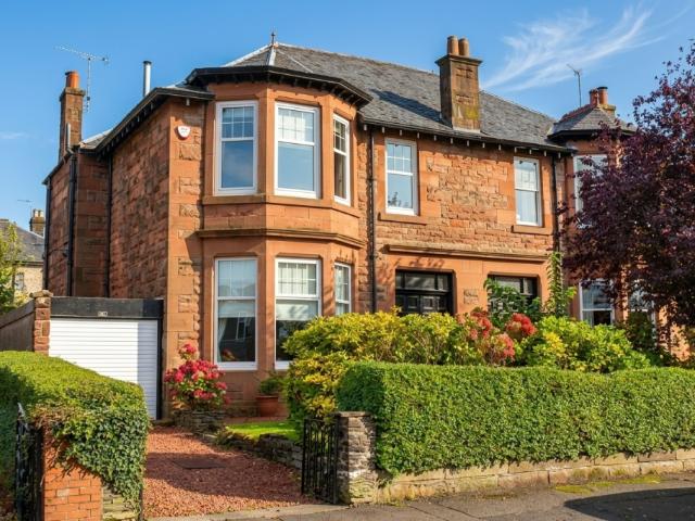 41 Mitre Road, Jordanhill, Glasgow. 4 bed semi detached house to rent £2,495 pcm £576 pw