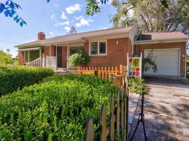 41 N Dorian Dr, Ontario, OR 97914