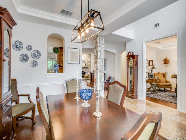 41 N Inwood Heights Dr, San Antonio, TX 78248 | MLS #1948