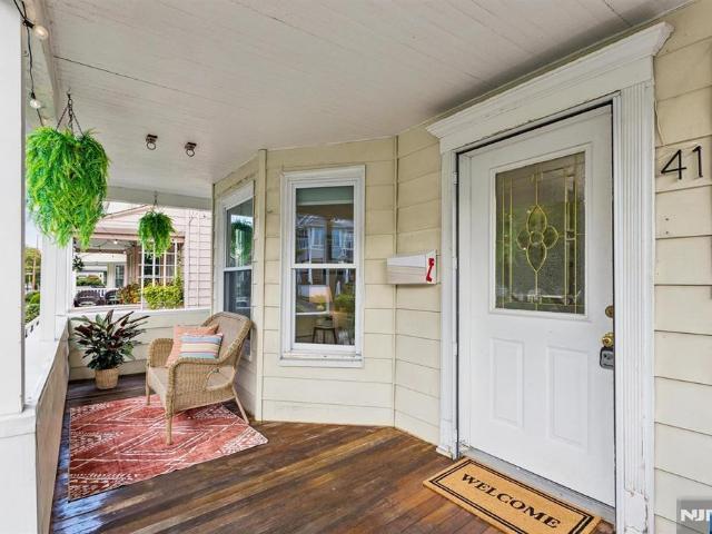 41 N Willow Street