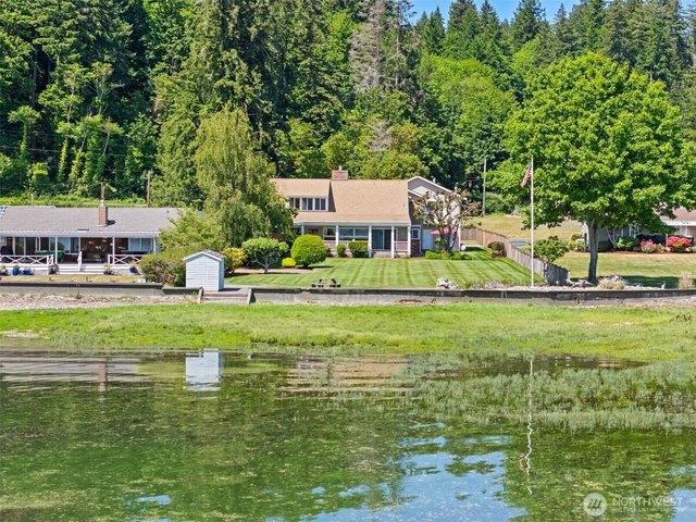41 NE Sundstrom Rd, Belfair, WA 98528