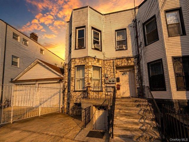 41 Nichols Ave, Brooklyn, NY 11208