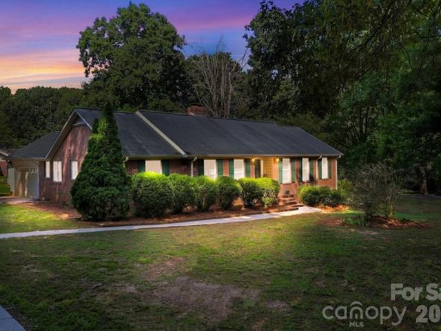 41 Old Farm Rd, Salisbury, NC 28147