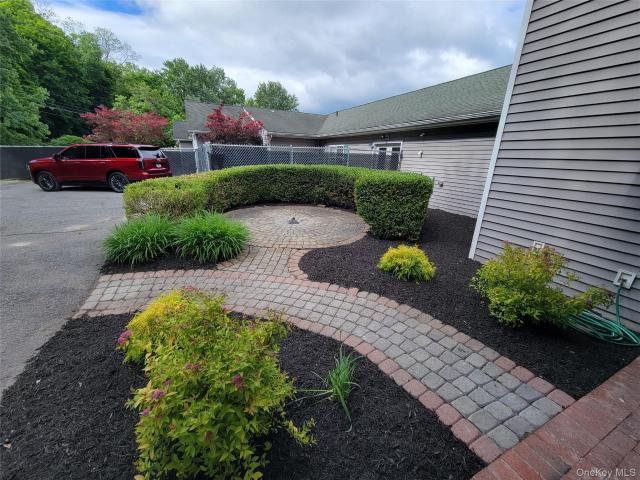 41 Old State Route 208