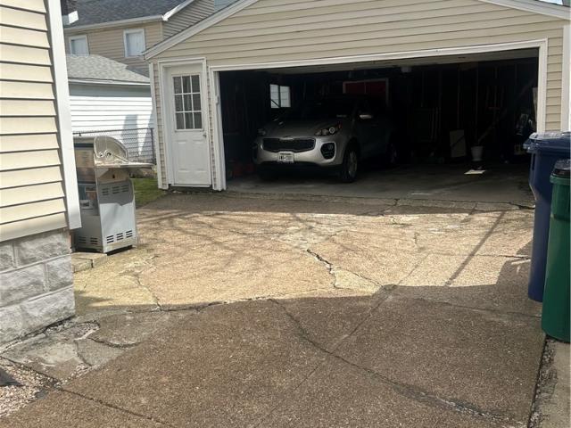 41 Page St, Buffalo, NY 14207 | MLS #B1669 | Compass