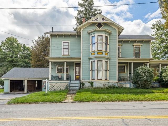 41 Park Ave, Brockport, NY 14420
