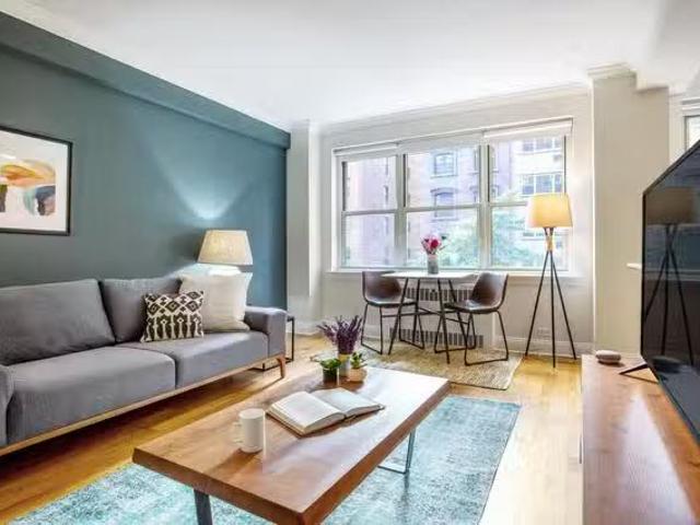 41 Park Ave, Murray Hill Studio 1 Bath