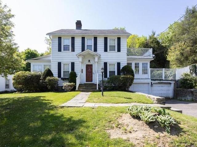 41 Pine St, Watertown, CT 06795