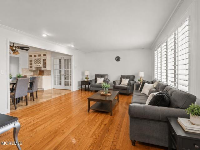 41 Poplar Avenue