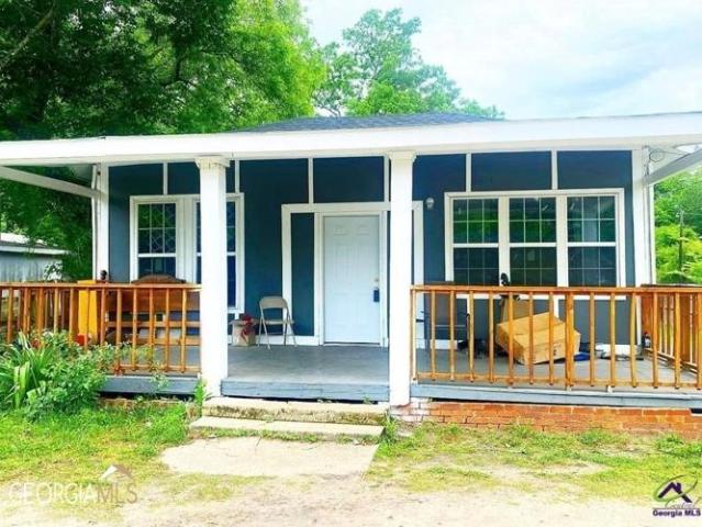 41 Progress Ave, Hawkinsville, GA 31036