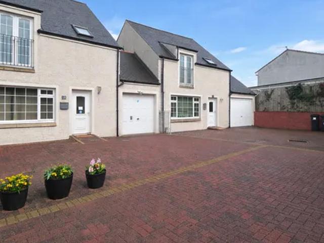41 Ravenscroft Street, City of Edinburgh, EH17 8QW, United Kingdom | 4 bed duplex for rent #166746640 | Rentberry