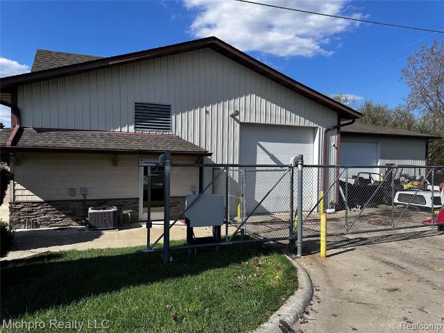 41 S Lake Pleasant Road