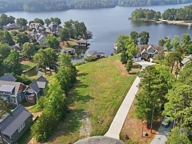 41 S Stillwood Ln, Semora, NC 27343