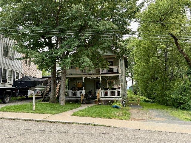 41 School St, Lake Placid, NY 12946