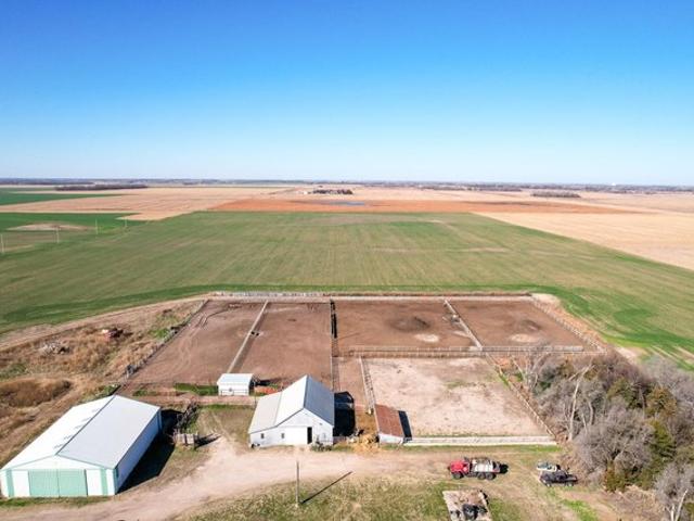 41 SE 50th Ave, Stafford, KS 67578