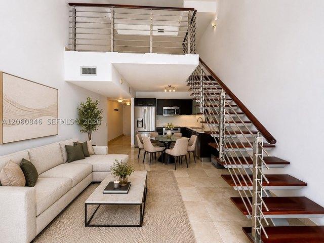 41 SE 5th St Apt 1412, Miami, FL 33131