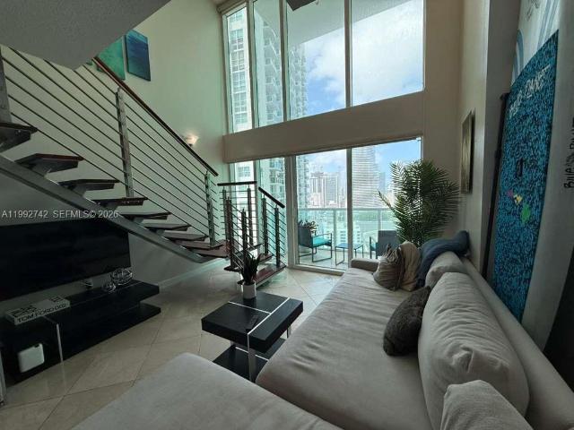41 SE 5th St, Unit 1505, Miami, FL 33131 | MLS #A11992 | Compass