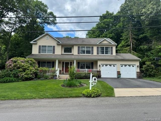 41 Shady Ln, Huntington, NY 11743