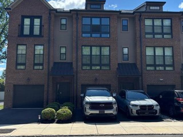 41 Sienna Pl, Feasterville Trevose, PA 19053