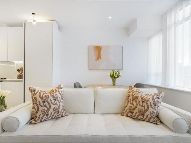 41 Streatham High Road, London SW16, 1 bed flat to rent, £1,750 pcm | PrimeLocation