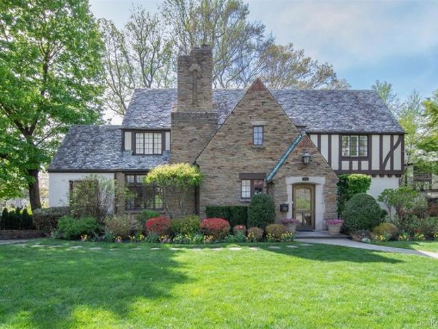 41 Summit Ave, Bronxville, NY 10708
