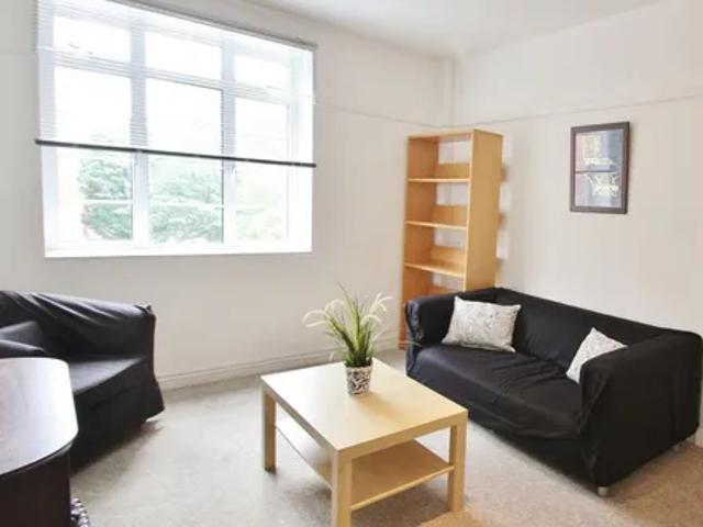 41a Brook Green, London, W6 7BL, United Kingdom | 2 bed apartment for rent #168046429 | Rentberry