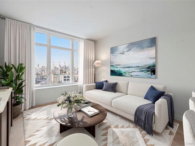 41st Avenue 29 18 14B