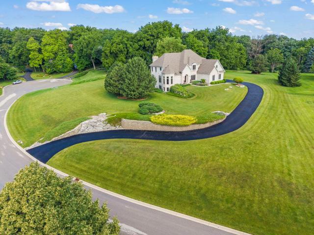 41W102 Oak Hills Court
