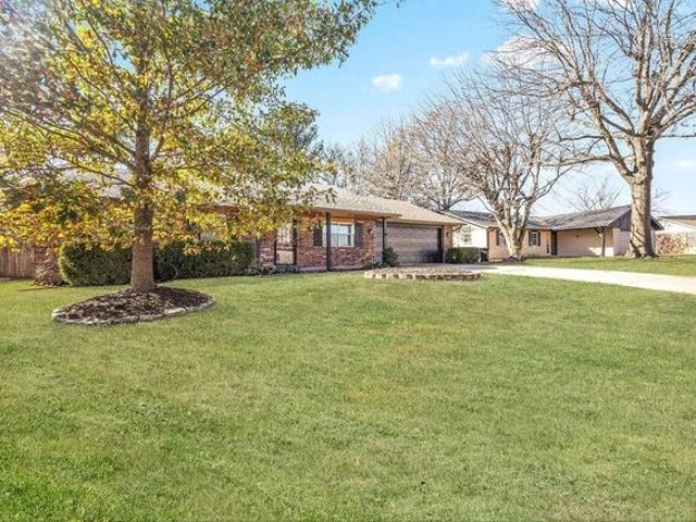 4204 Miller Dr, Springdale, AR 72762