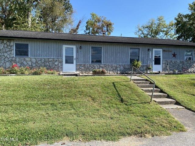 4204 Carroll Creek Rd, Johnson City, TN 37604