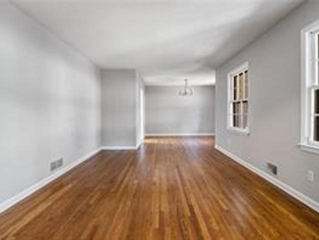 4204 Williamsburg Dr, Atlanta, GA 30337 | MLS #7752
