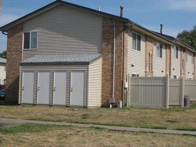 4205 N Fairmount St, Davenport, IA 52806