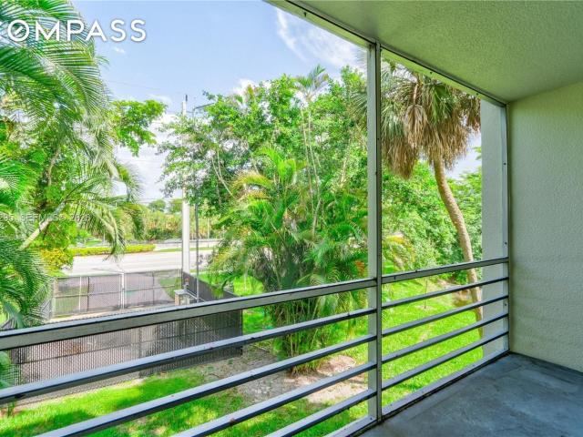4205 N University Dr 205, Sunrise, FL
