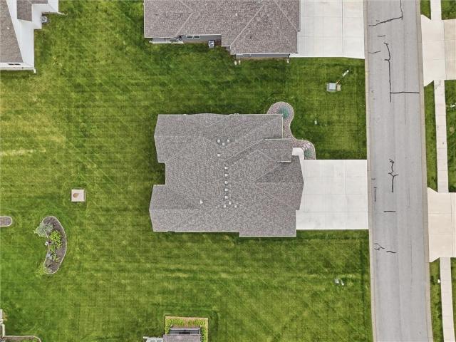 4205 NE Chapel Manor Drive