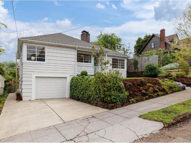 4205 NE 18TH AVE