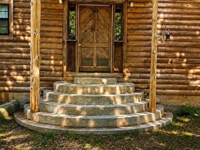 4205 Birds Creek Rd, Sevierville, TN 37876