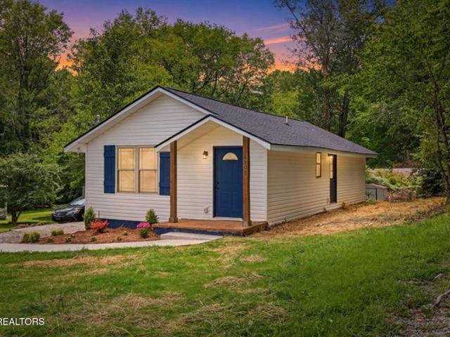 4205 Coster Rd, Knoxville, TN 37912
