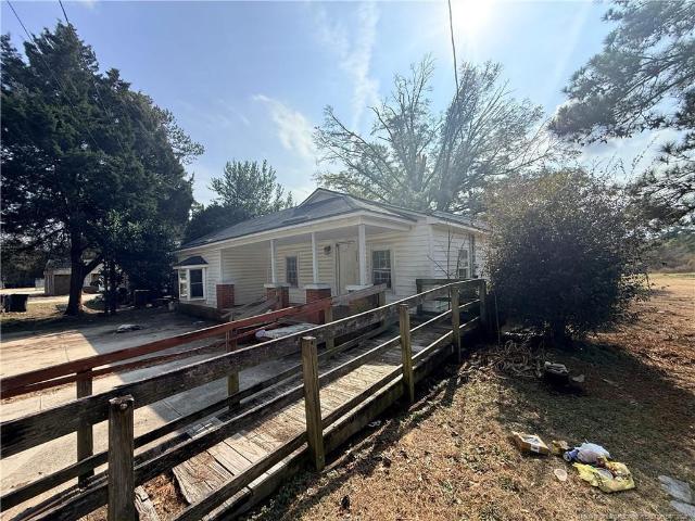 4205 Dwight Circle