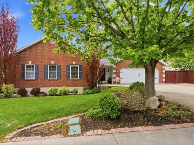 4205 W Oak Rd N, Cedar Hills, UT 84062