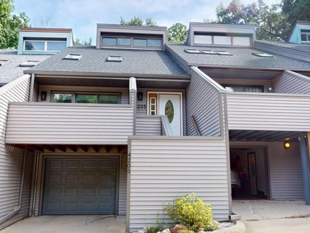 4205 Westbrook Dr, Ames, IA 50014