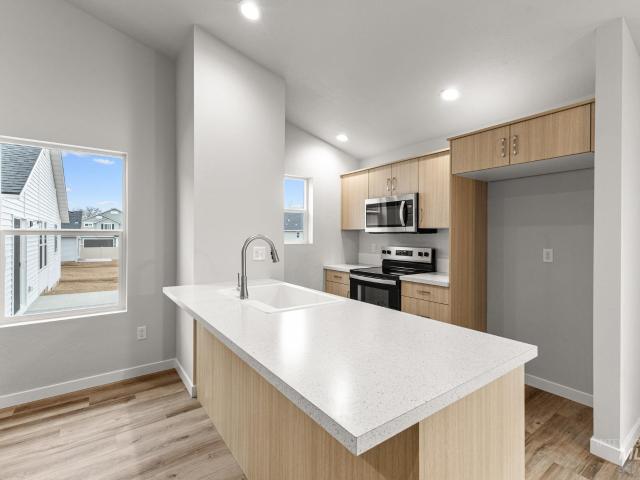 4206 Austin St