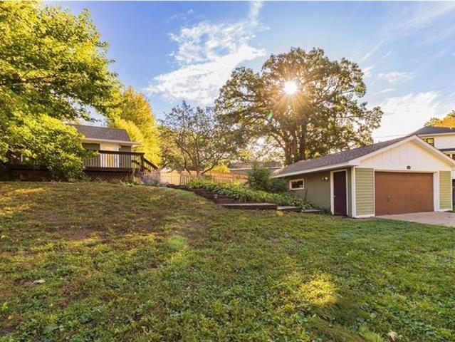 4206 France Ave N, Robbinsdale, MN 55422