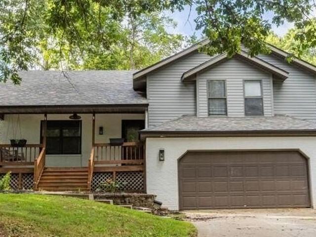 4206 Serenity Ln, Nixa, MO 65714