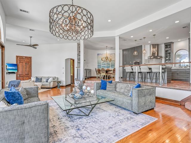 4206 Turks Point
