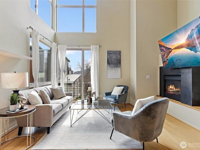4206 th Pl SE Unit 35, Issaquah, WA 98029