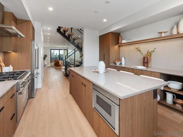 4206 Tonopah St, San Diego, CA 92110