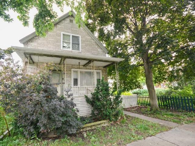 4206 W Henderson St, Chicago, IL 60641