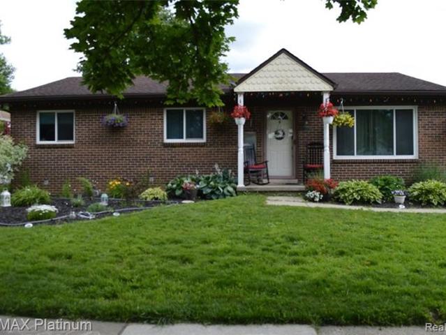 42079 Edenbrooke Dr, Canton, MI 48187