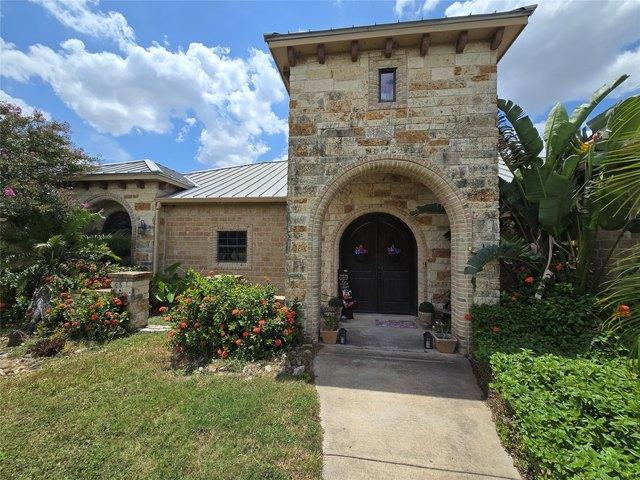 4207 Mesquite Ave, Lyford, TX 78569